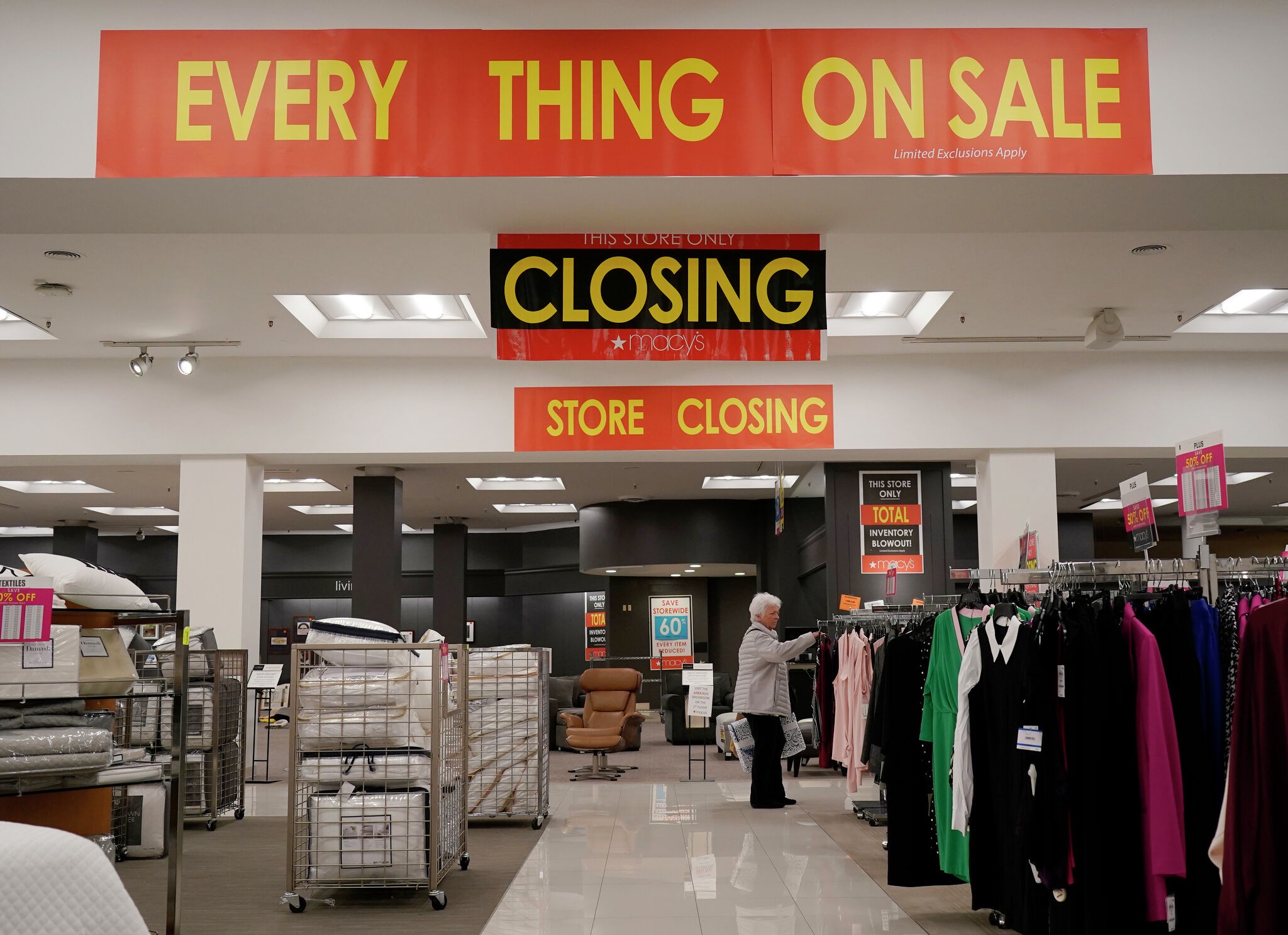 Macy’s Closes Another Store in Texas, Proves That ‘Bold New Chapter’ Is ...